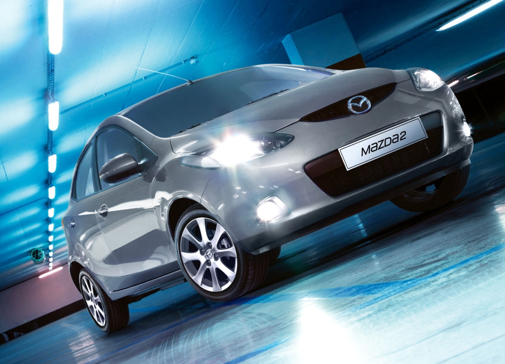 Mazda lanseaza editii aniversare pentru Mazda2 si Mazda3 | 0-100.ro