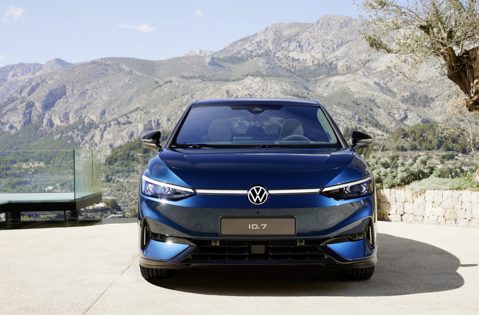 Volkswagen ID.7, prezentat oficial. Un fel de Passat electric | 0-100.ro